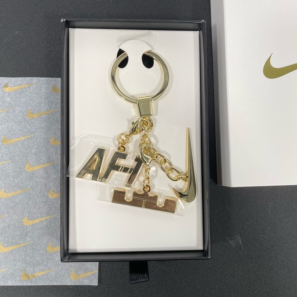 Nike | Accessories | Nike Keychain Af Lebron James Gold Logo Charm Key ...